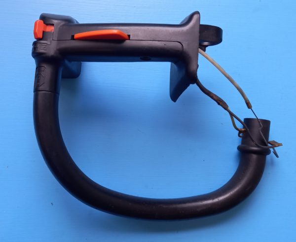 Stihl Handle Throttle Assembly Complete 019T, MS190T - Chainsaw Parts World