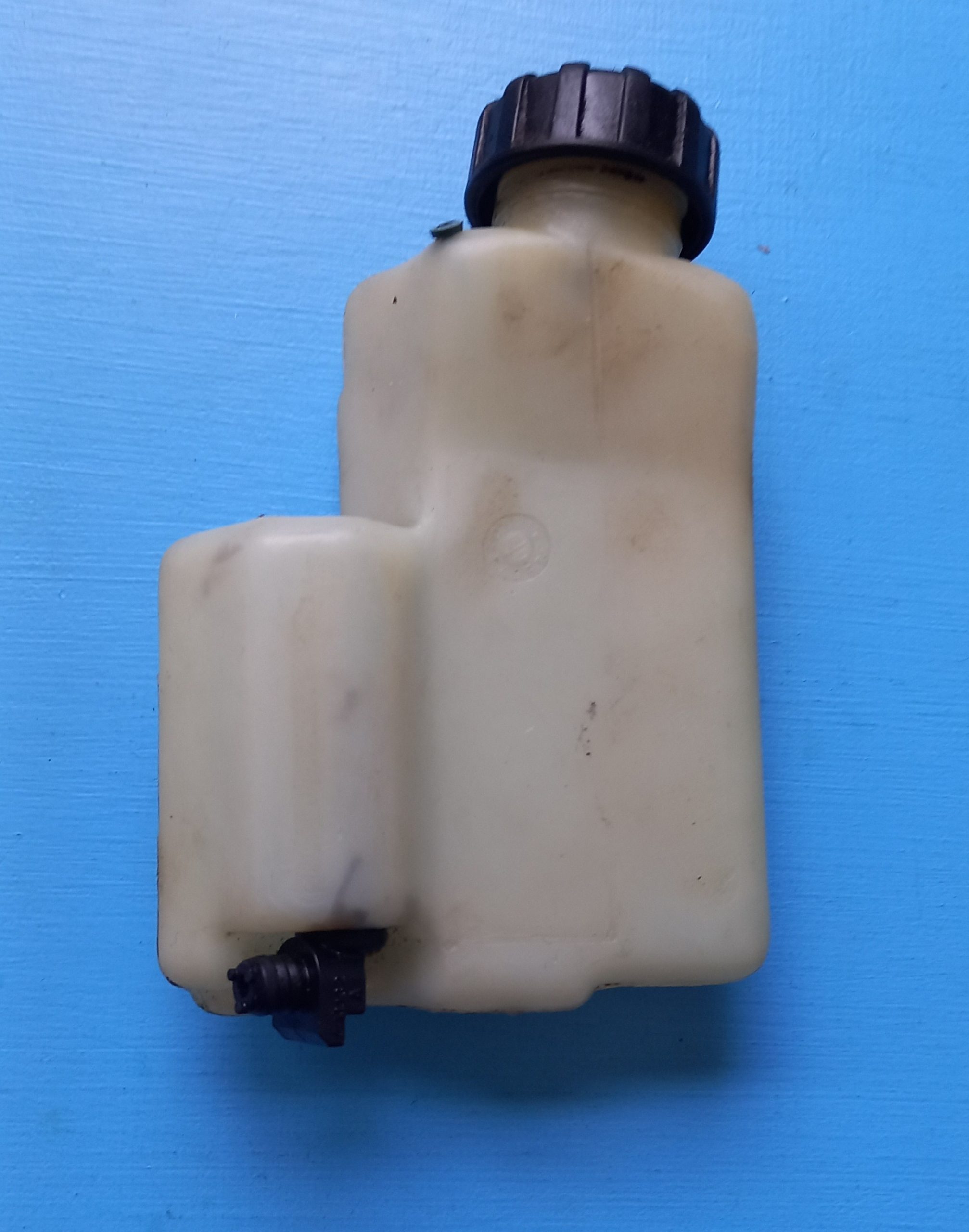 STIHL Oil Tank 019T, MS190T - Chainsaw Parts World